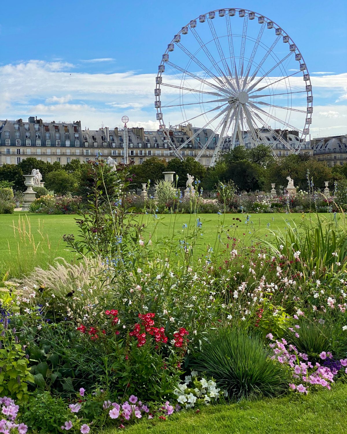 A Walk Through the Tuileries Garden in the Summer - Landen Kerr